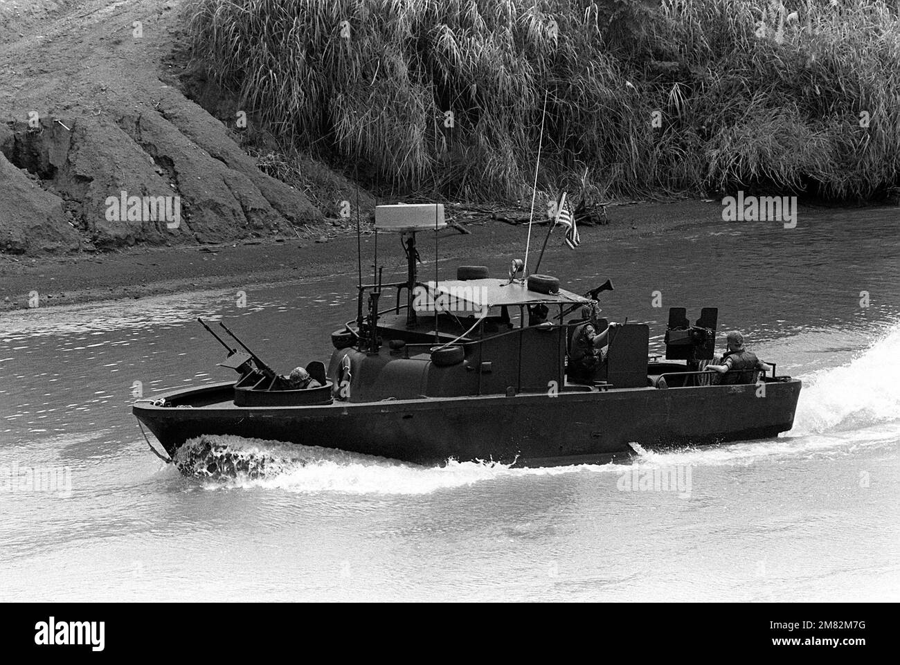 A PBR Mark II river patrol boat escorts the battleship USS IOWA (BB-61 ...