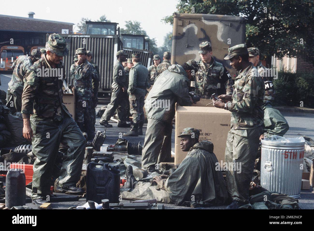 DA-ST-85-12353. Subject Operation/Series: SPEARPOINT '84 / REFORGER '84 ...