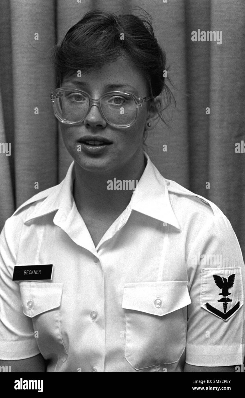 PETTY Officer 3rd Class Betsy Beckner, a hospital corpsman, serving in ...