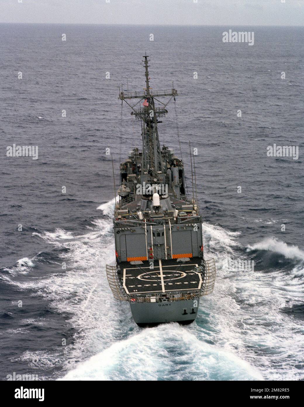 A stern view of the Oliver Hazard Perry class guided missile frigate ...