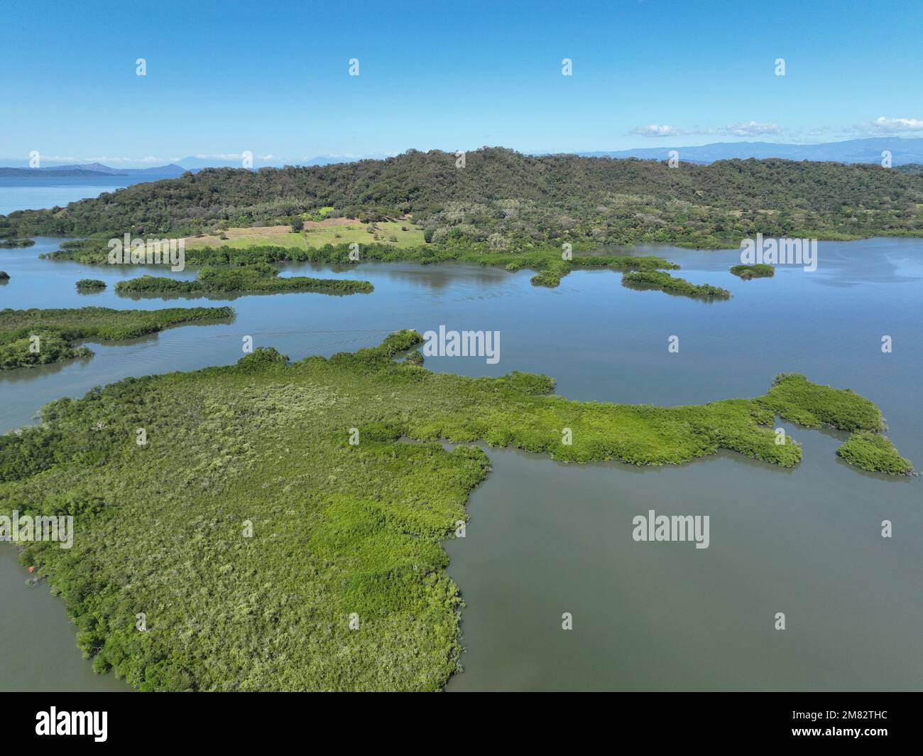 Golfo de Nicoya, Isla Venado, mangrove and other tropical islands in the Pacific of Costa Rica ...