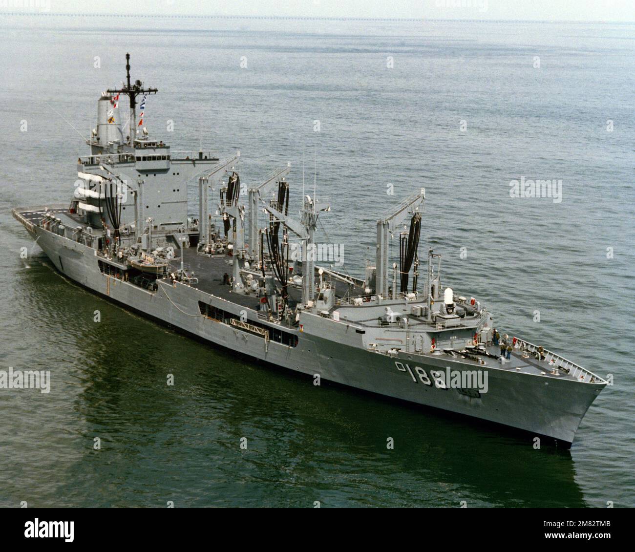 An aerial starboard bow view of the oiler USS PLATTE (AO 186). Country ...