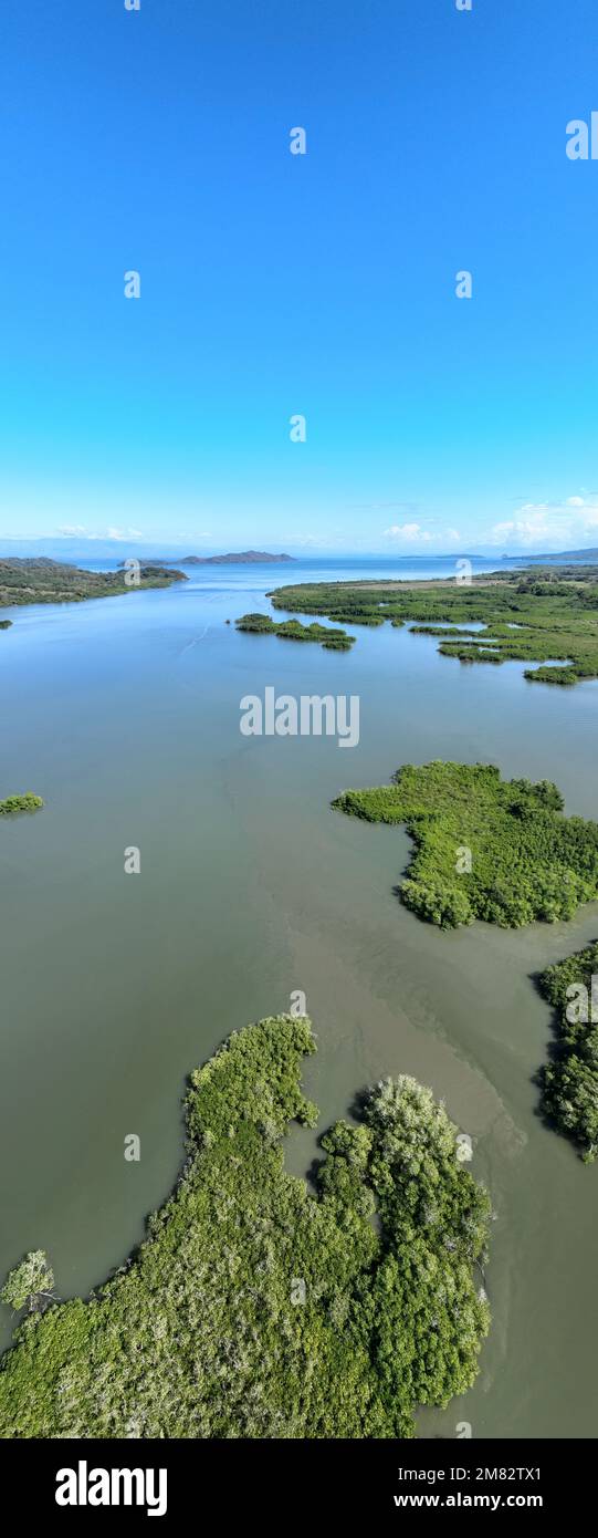 Golfo de Nicoya, Isla Venado, mangrove and other tropical islands in ...