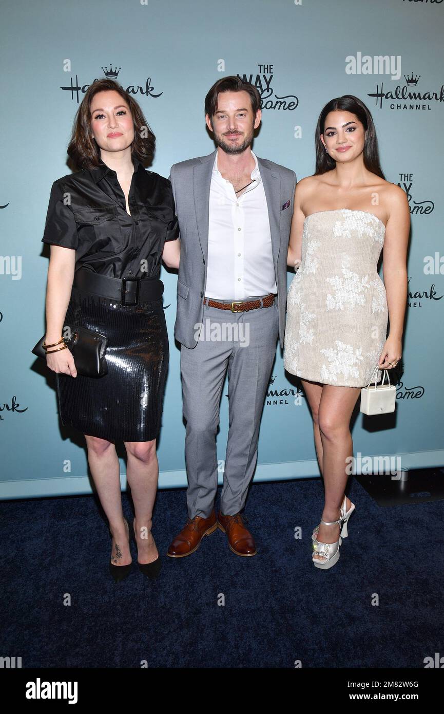 (L-R) Chyler Leigh, Evan Williams and Sadie Laflamme-Snow attend ...