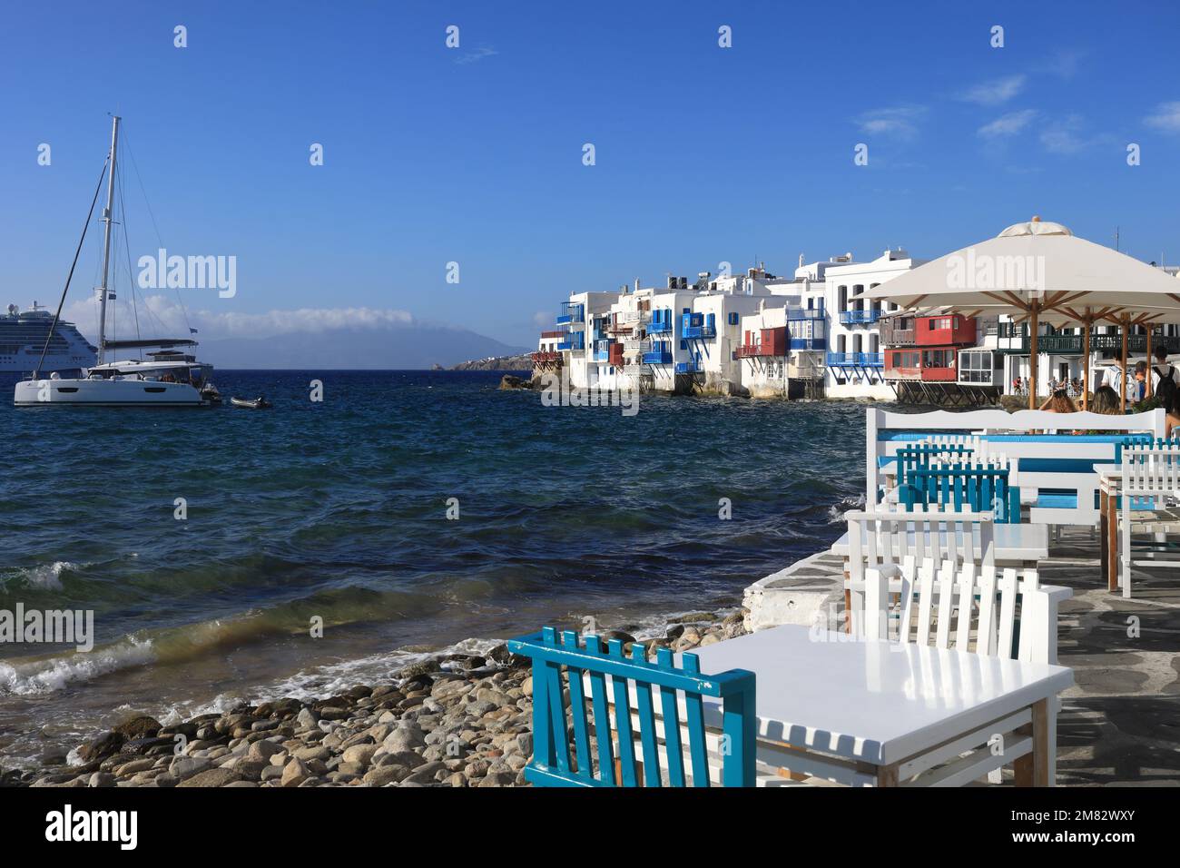 Greece mykonos outdoor tables hi-res stock photography and images - Alamy