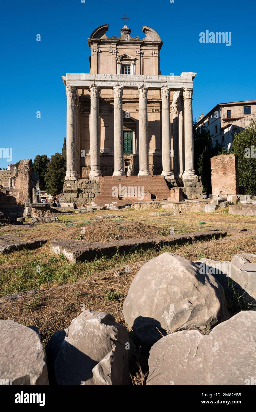 The Roman ruins in Italy Stock Photo - Alamy