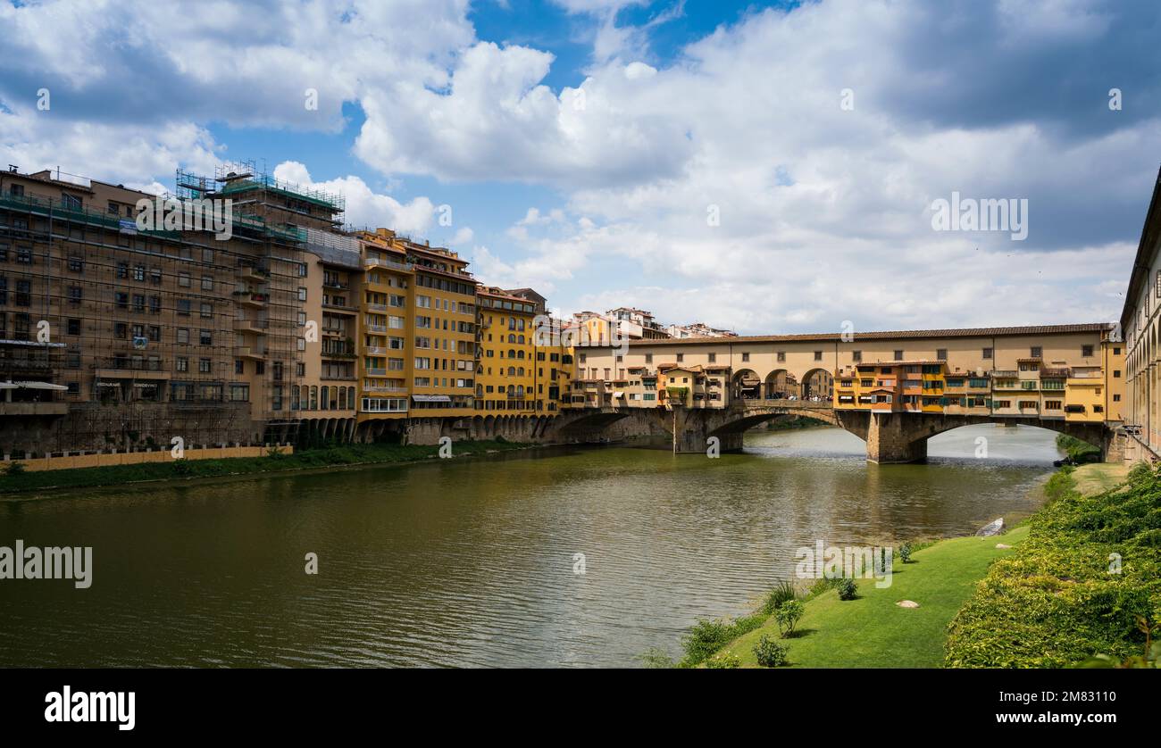 Florence, Italy Vicky the bridge Stock Photo - Alamy