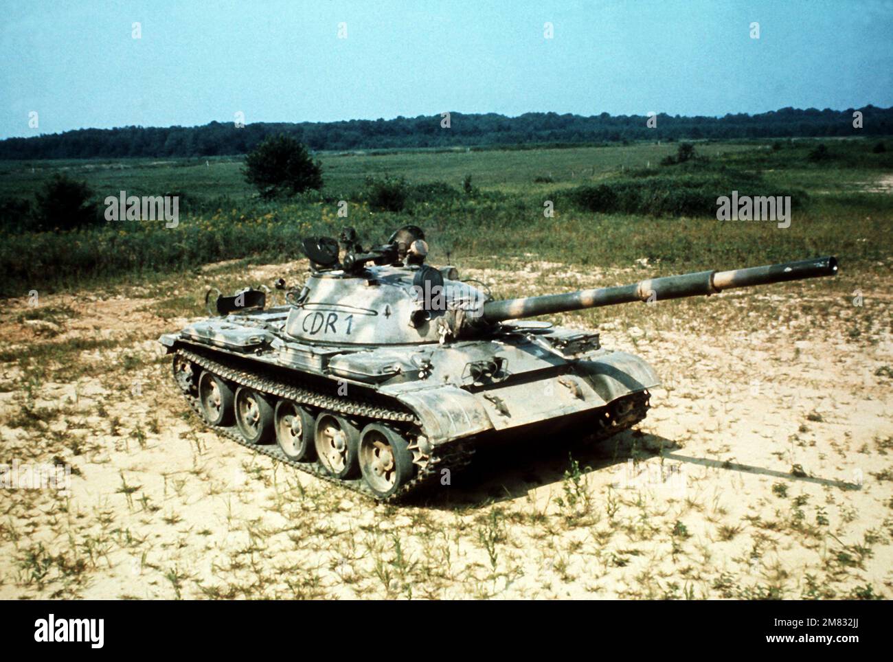 A right front view of a Soviet-built T-62A main battle tank. Country ...