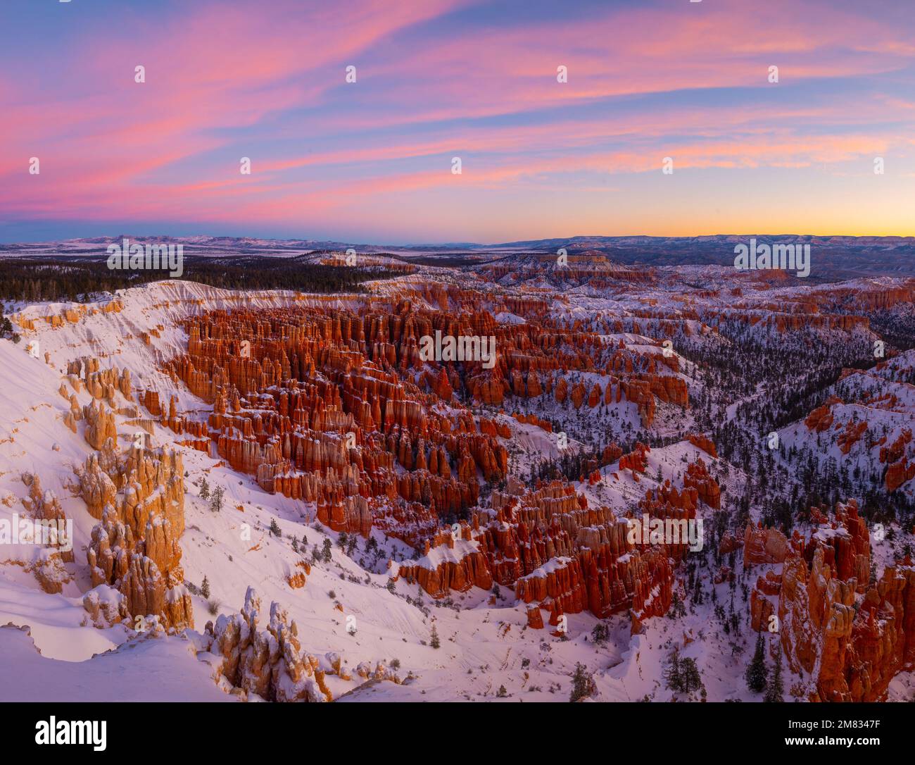 Landfeature hi-res stock photography and images - Alamy
