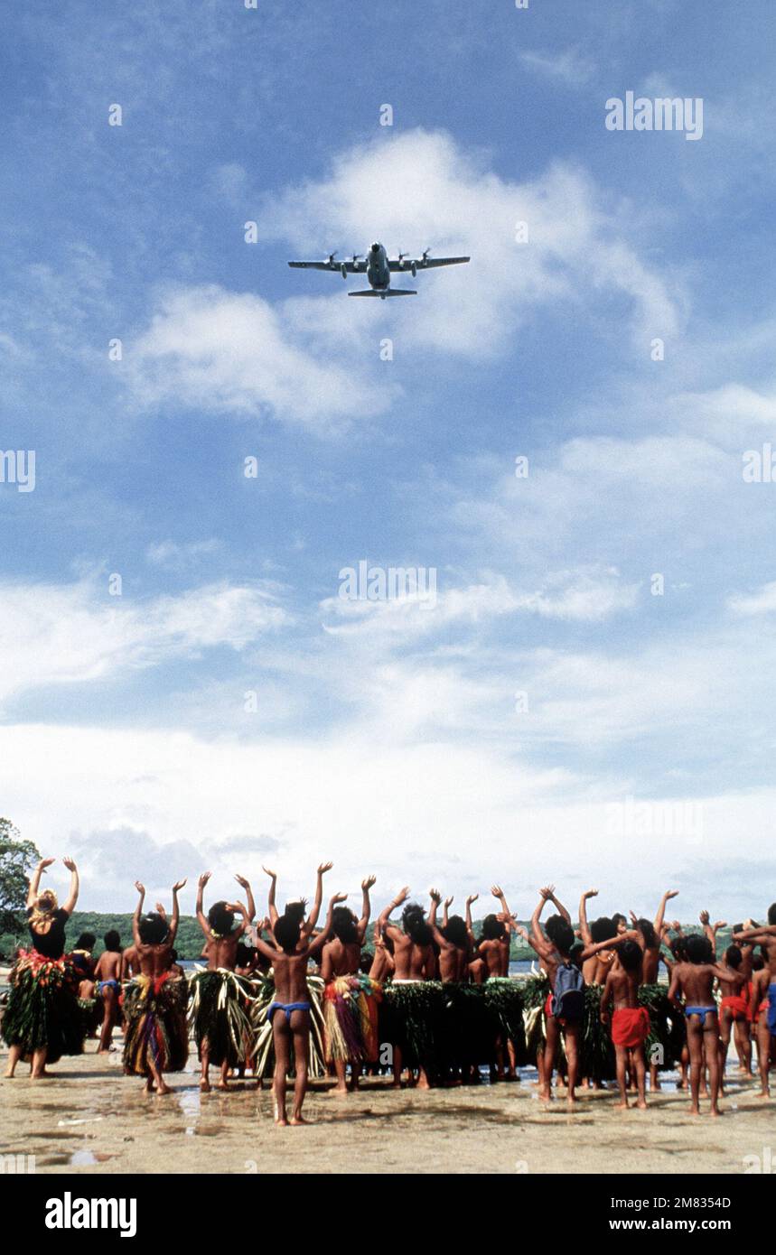 Hercules flying overhead hi-res stock photography and images - Alamy
