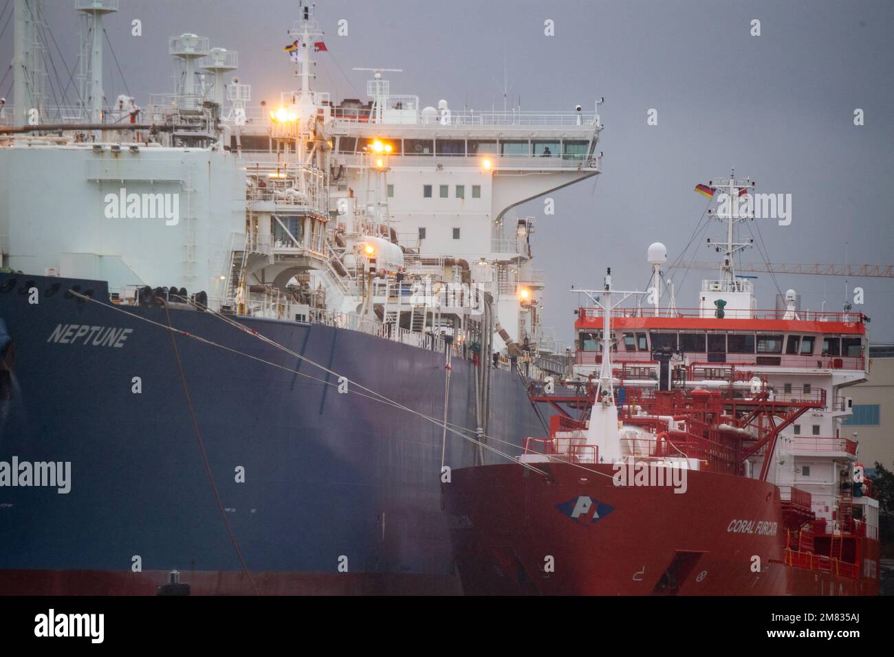 11 January 2023, Mecklenburg-Western Pomerania, Lubmin: The LNG shuttle ...