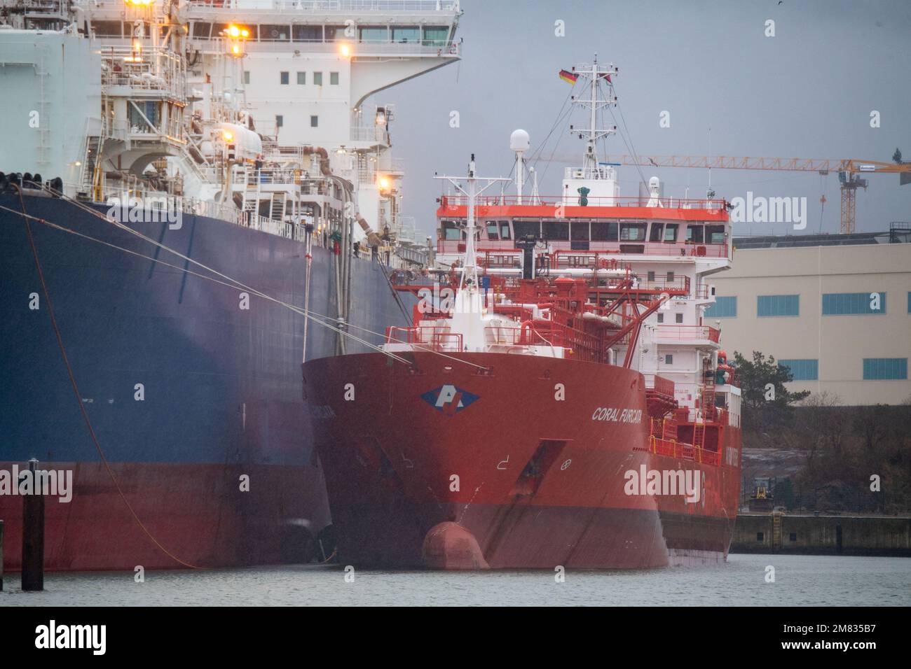 11 January 2023, Mecklenburg-Western Pomerania, Lubmin: The LNG shuttle ...