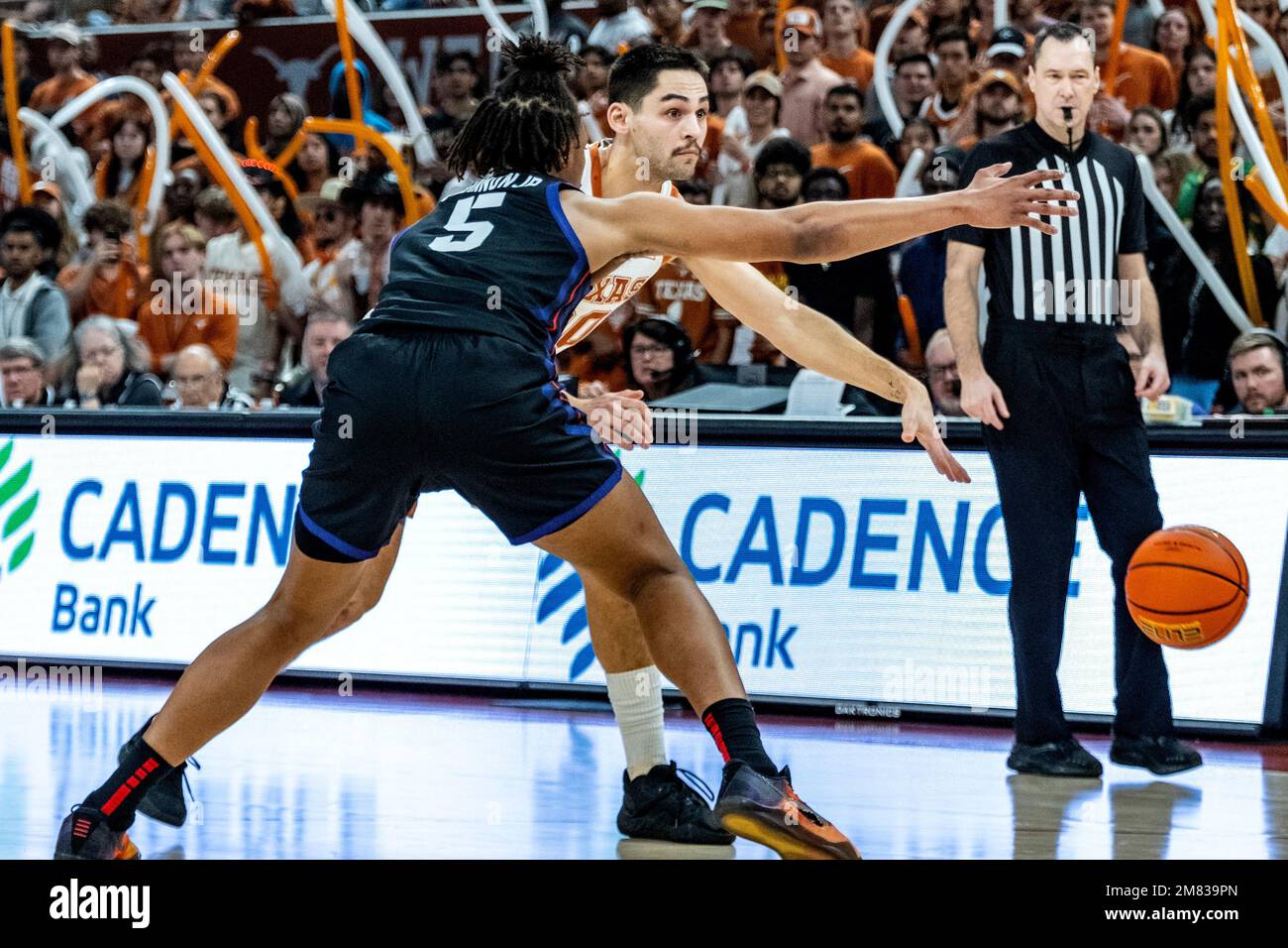 Texas, USA. 11th Jan, 2023. Brock Cunningham #30 of the Texas Longhorns ...