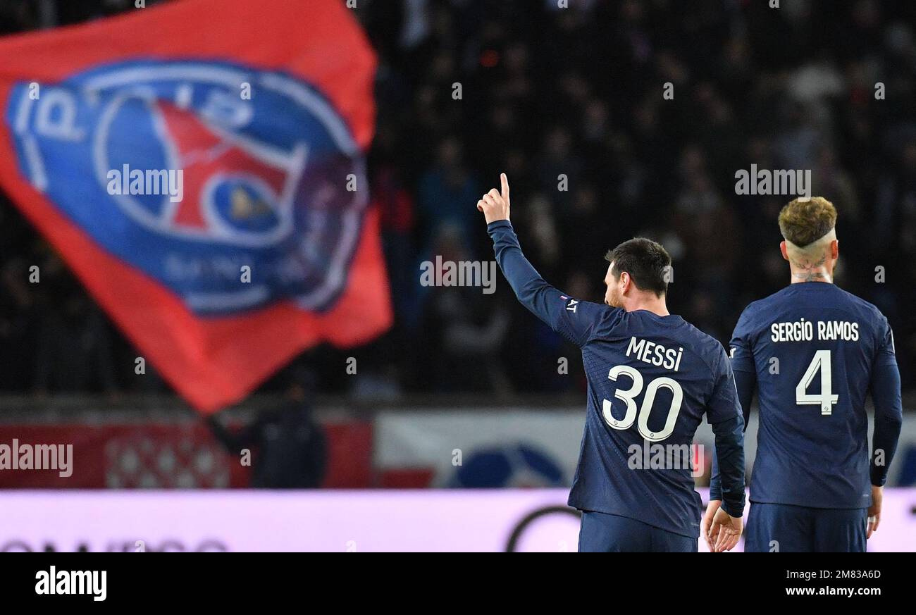 Lionel messi of psg hi-res stock photography and images - Alamy
