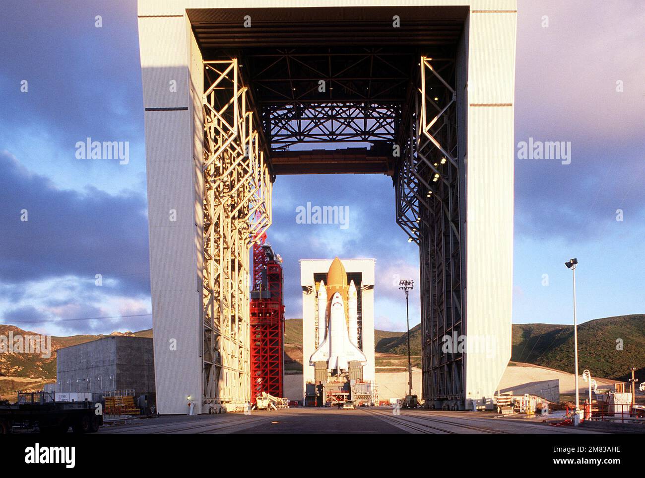 The access tower and launch mount hi-res stock photography and images ...