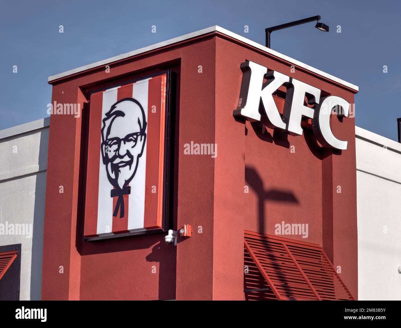 Colonel sanders hi-res stock photography and images - Alamy
