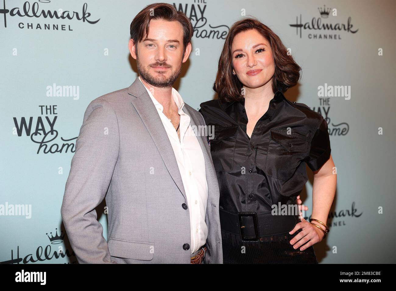 New York, NY, USA. 11th Jan, 2023. Evan Williams, Chyler Leigh at ...
