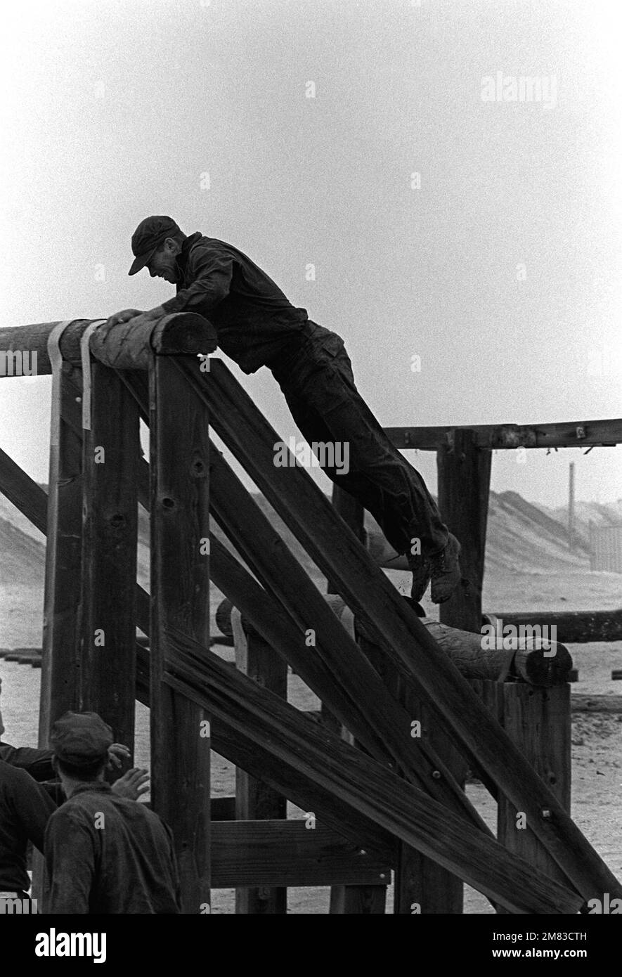 A U.S. Navy Basic Underwater Demolition/Sea-Air-Land (SEAL) (BUD/S ...