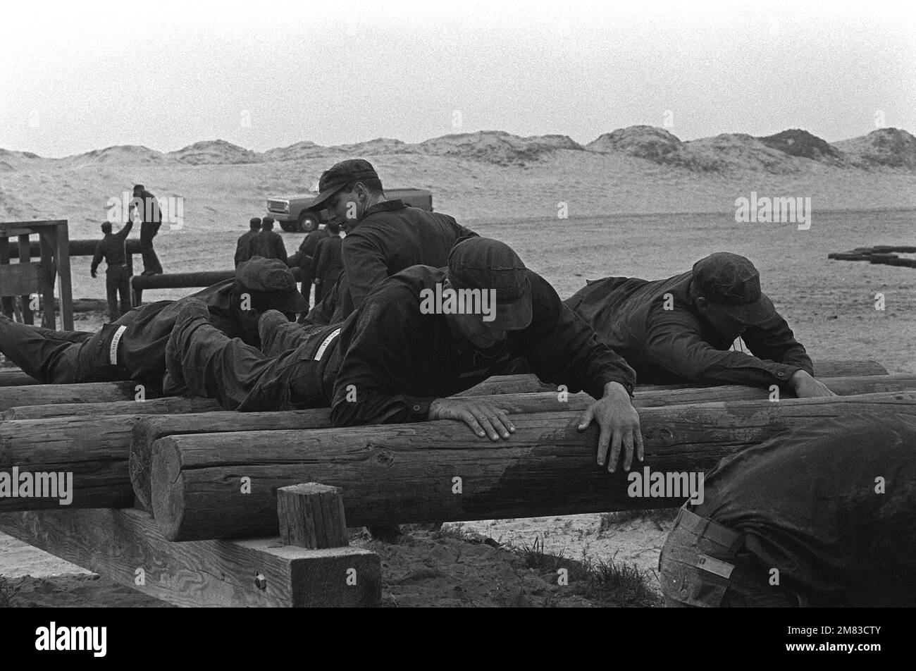 A U.S. Navy Basic Underwater Demolition/Sea-Air-Land (SEAL) (BUD/S ...