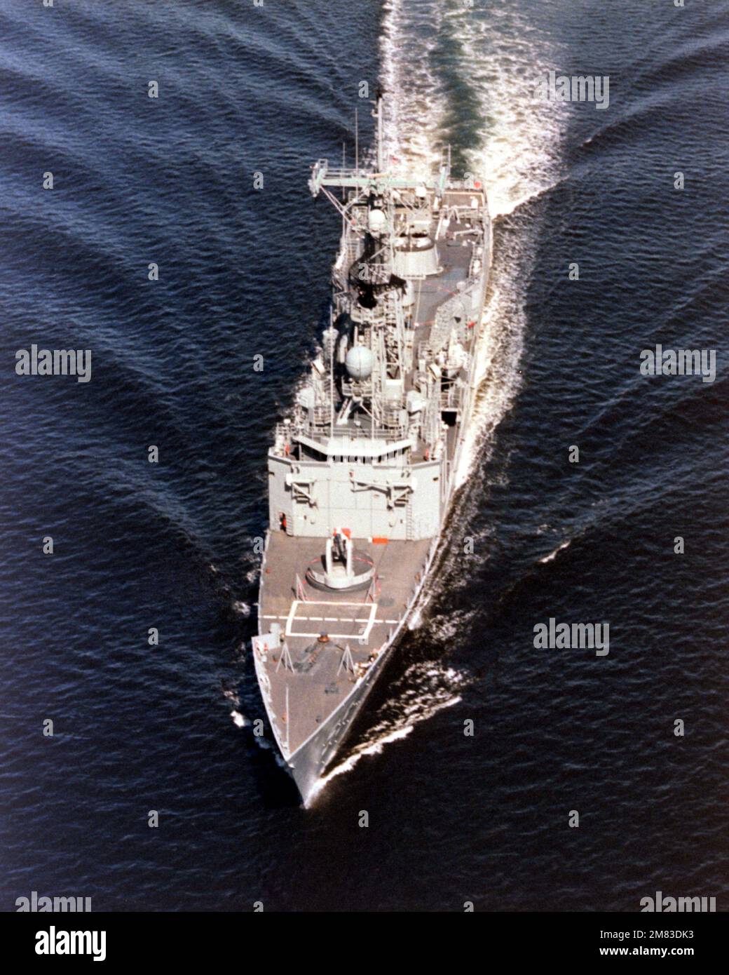 A port bow view of the guided missile frigate ELROD (FFG-55) underway ...