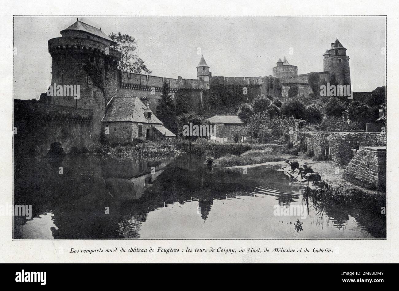 LES REMPARTS NORD DU CHÂTEAU DE FOUGÈRES : LES TOURS DE COIGNY, DU GUET ...