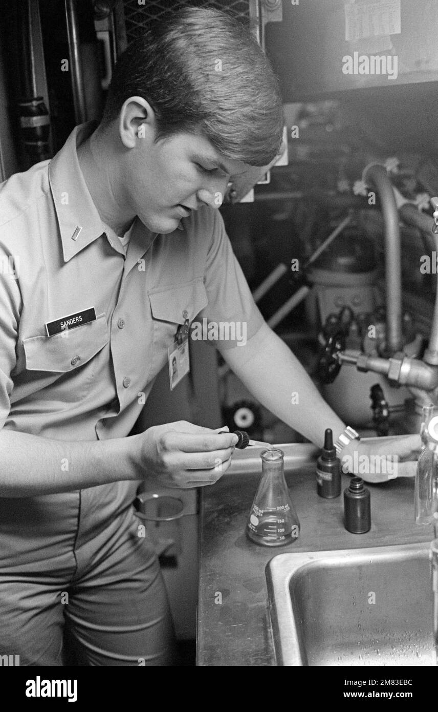 Ssbn 729 Black and White Stock Photos & Images - Alamy