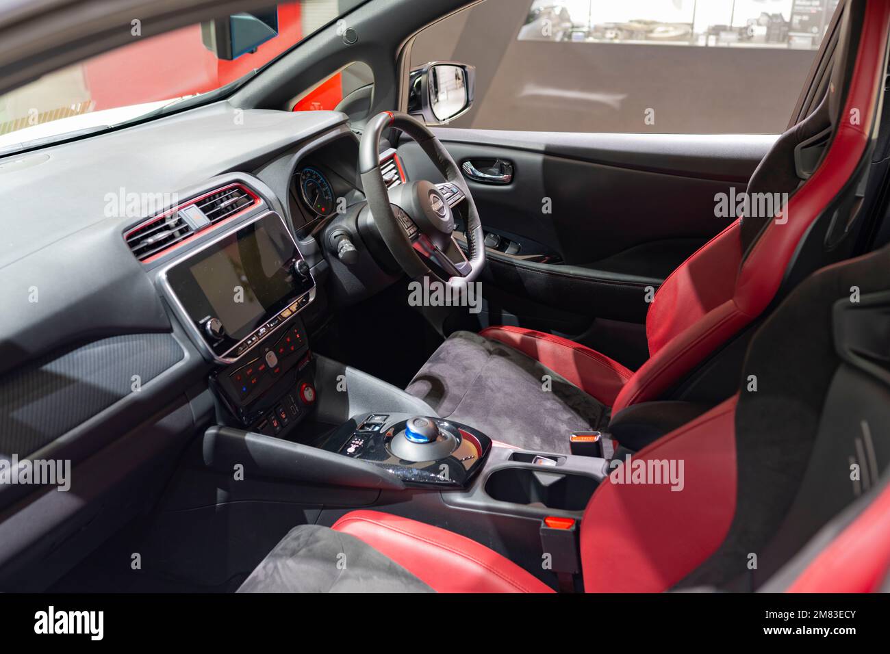 Yokohama, Kanagawa, Japan. 5th Nov, 2022. Modern and future Nissan cars ...