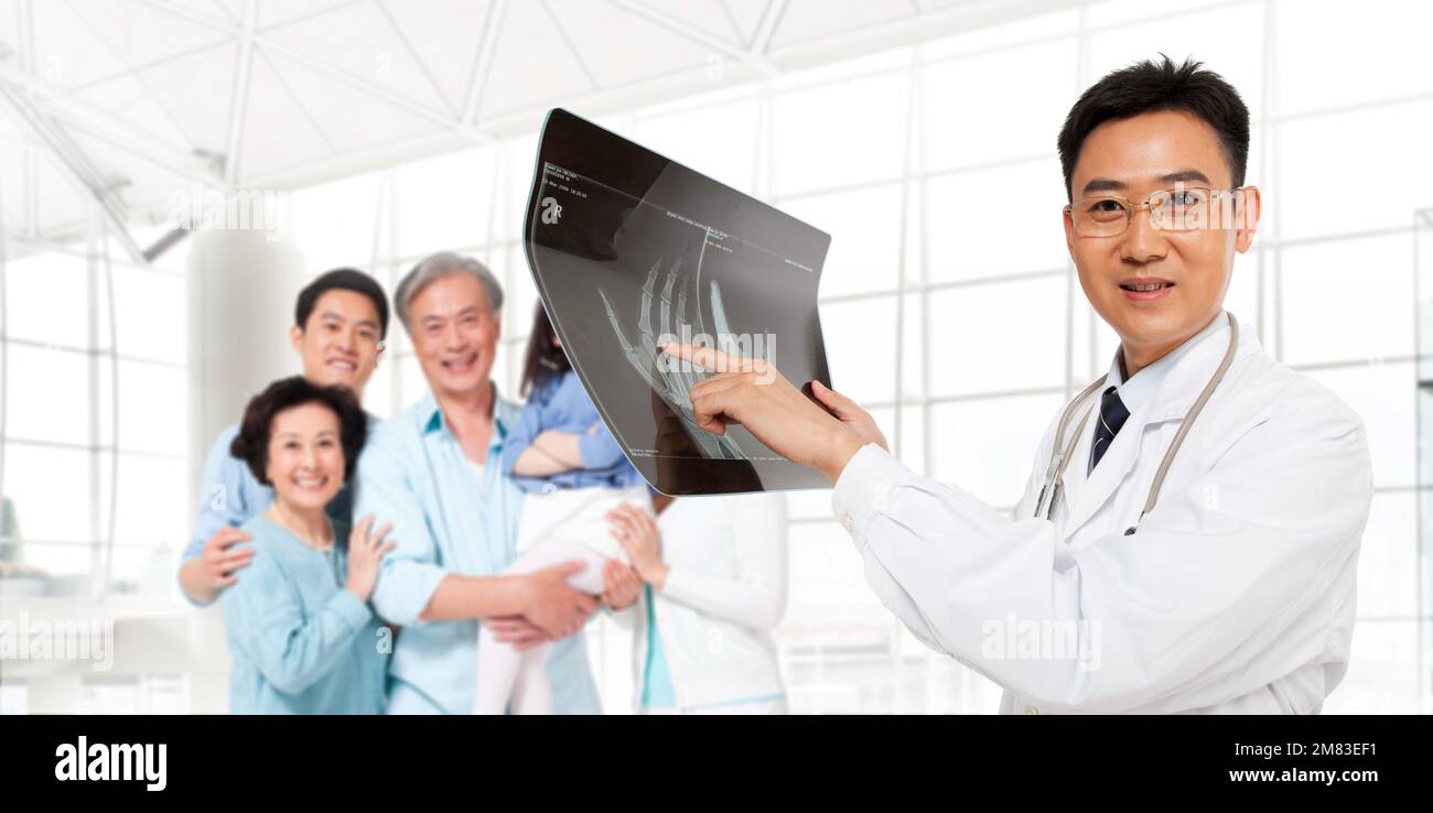 Five professional medical workers hi-res stock photography and images ...