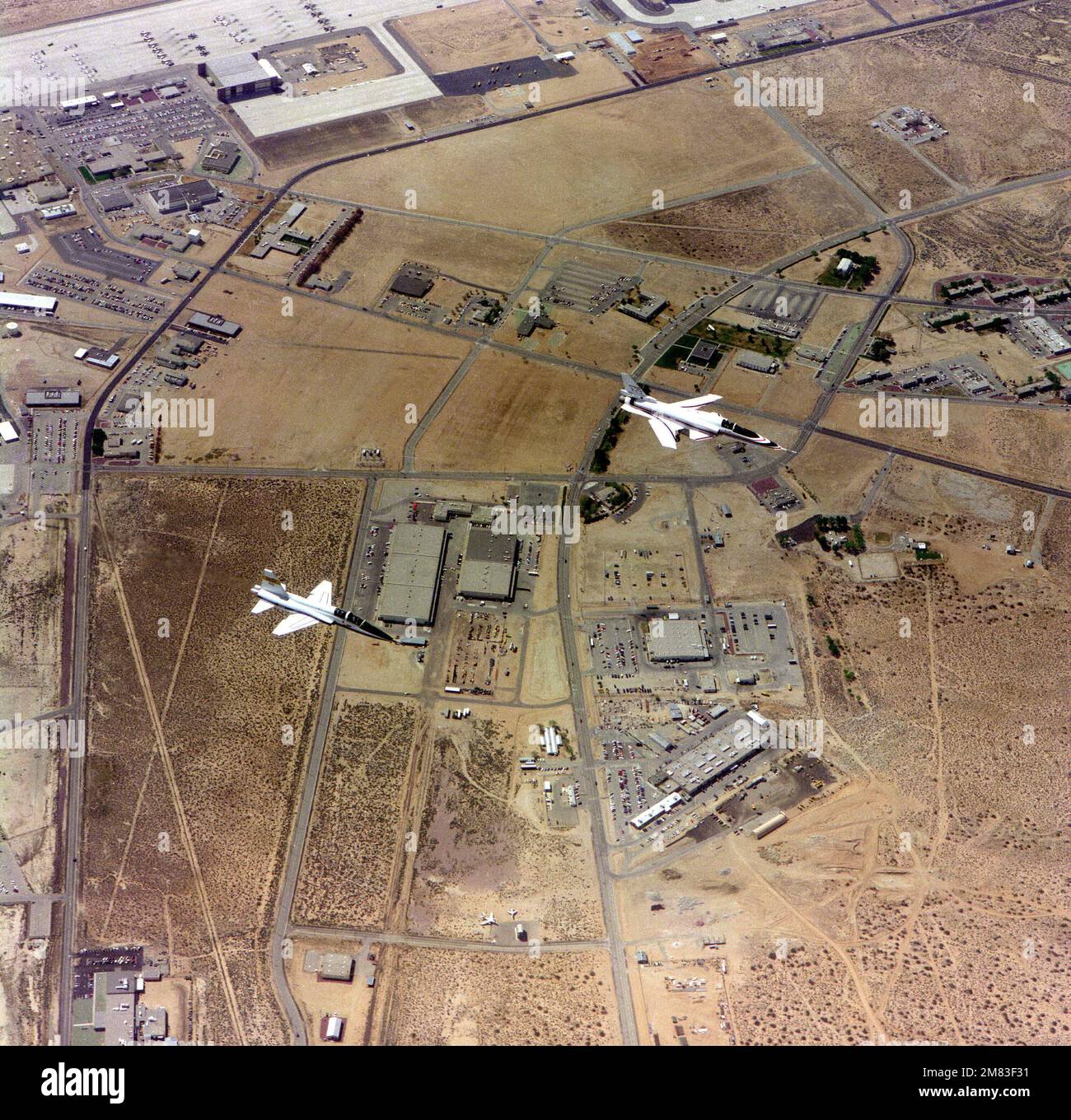 An air-to-air right side view of an X-29 forward swept wing ...