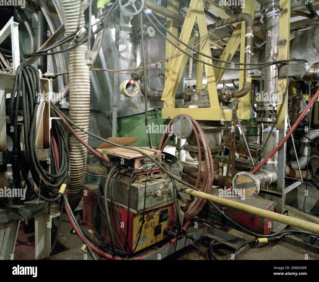 A view of the main engine room aboard the guided missile frigate RODNEY ...