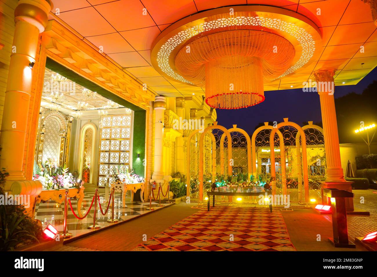 The Beautiful Decorations cultural program, Wedding Decorations, props ...