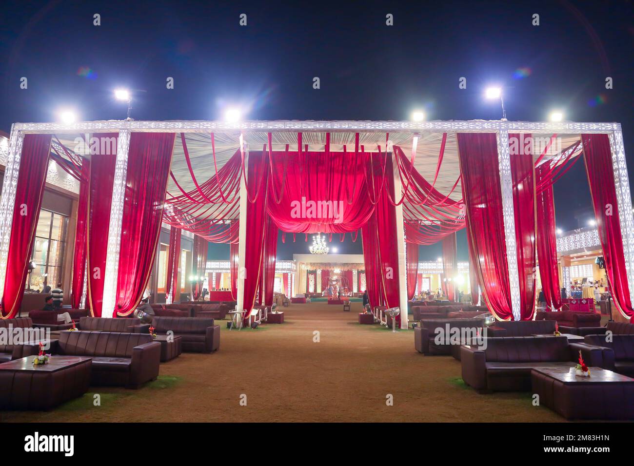 The Beautiful Decorations cultural program, Wedding Decorations, props ...