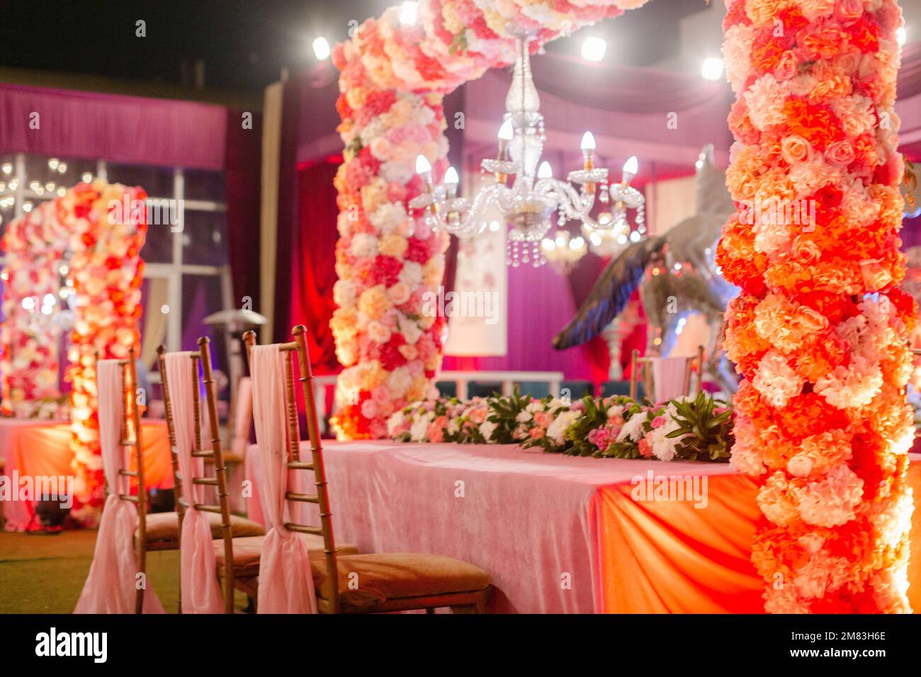 The Beautiful Decorations cultural program, Wedding Decorations, props ...