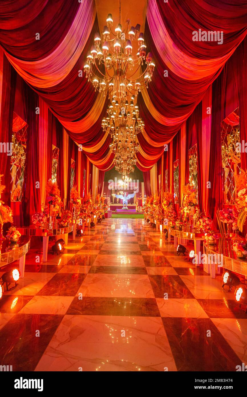 The Beautiful Decorations cultural program, Wedding Decorations, props ...