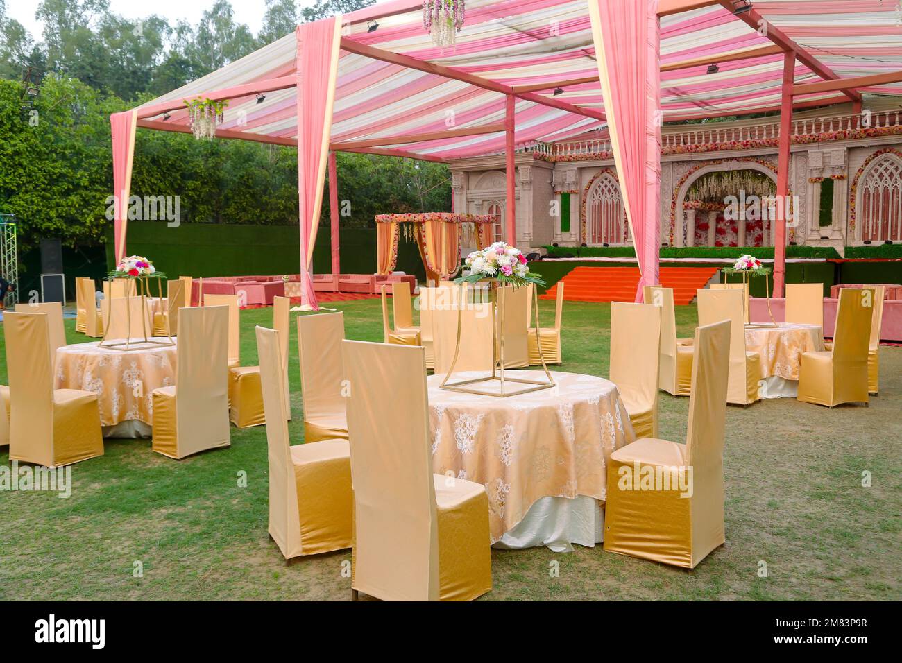 The Beautiful Decorations cultural program, Wedding Decorations, props ...