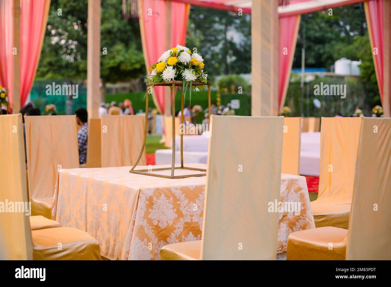 The Beautiful Decorations cultural program, Wedding Decorations, props ...