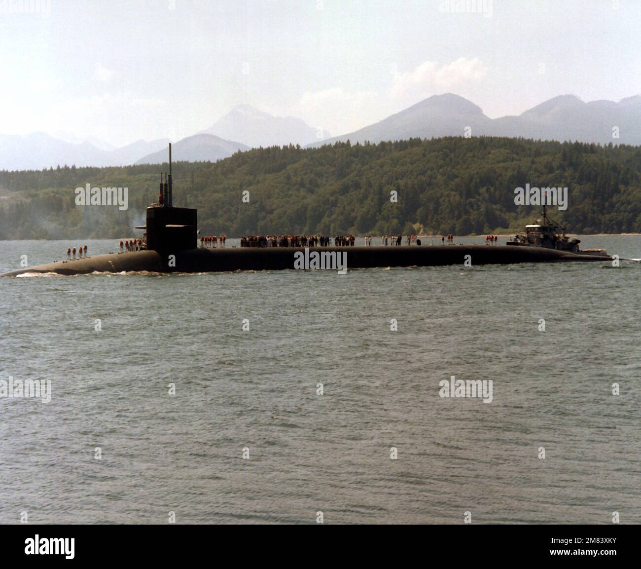 A port bow view of the nuclear-powered strategic missile submarine USS ...