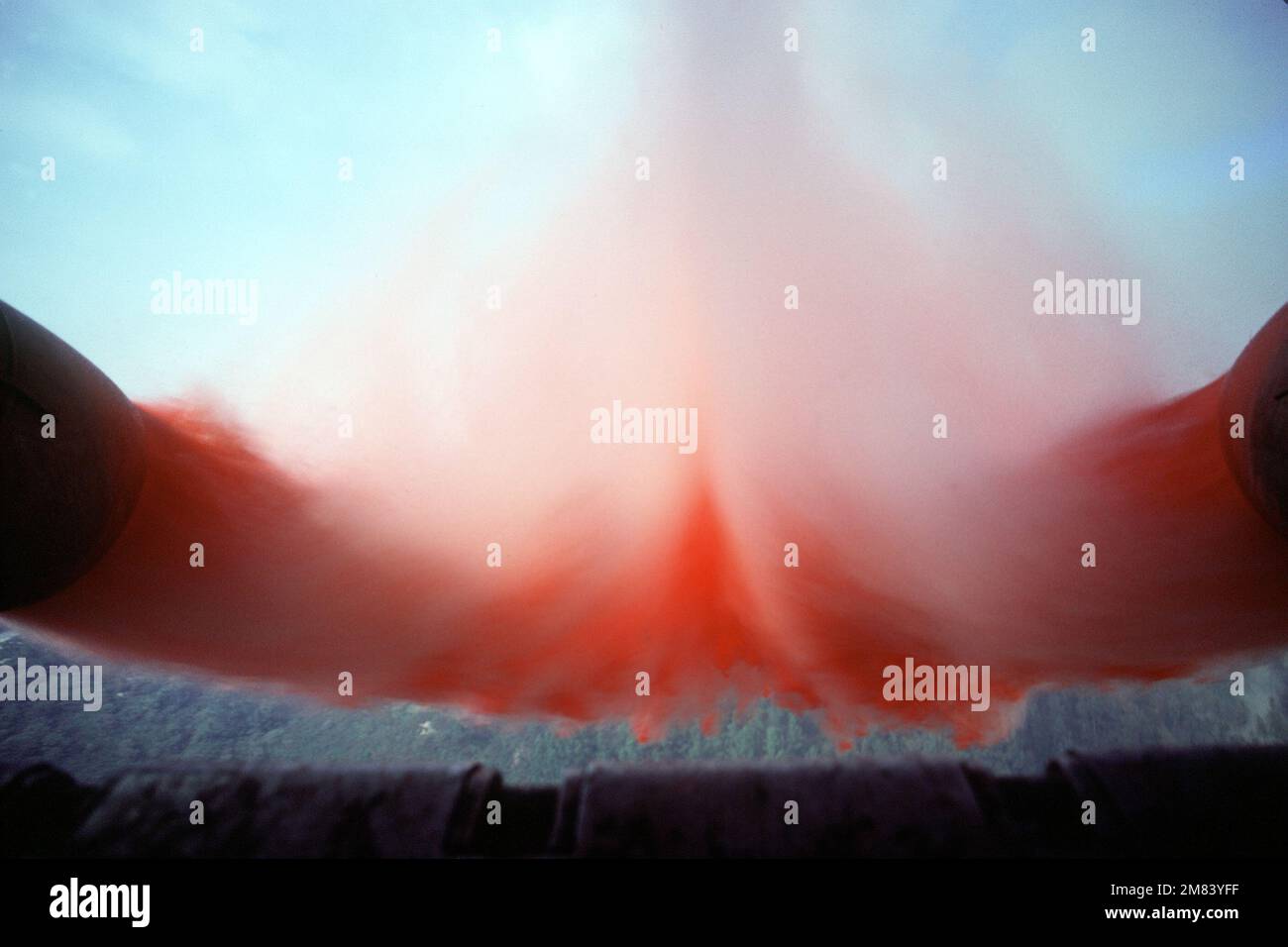 Modular airborne fire fighting system hi-res stock photography and ...