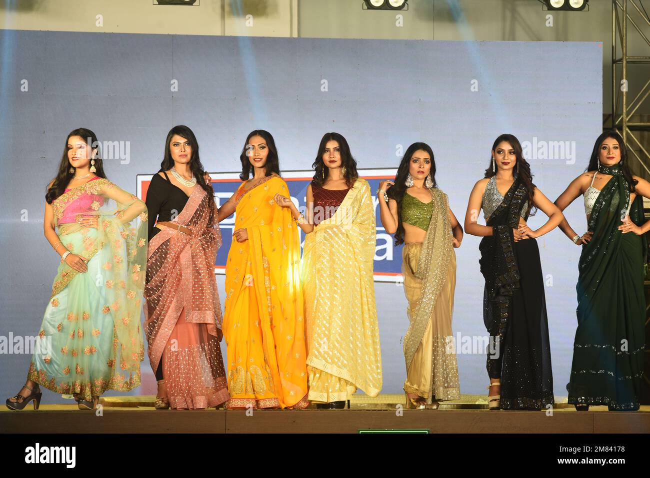 Kolkata, India. 11th Jan, 2023. Indian models are walking on the ...