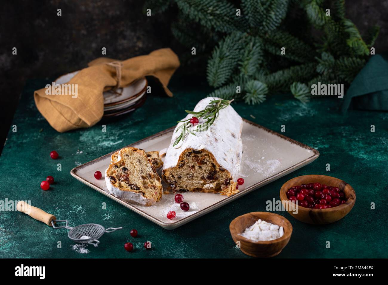 German christmas cake hi-res stock photography and images - Alamy