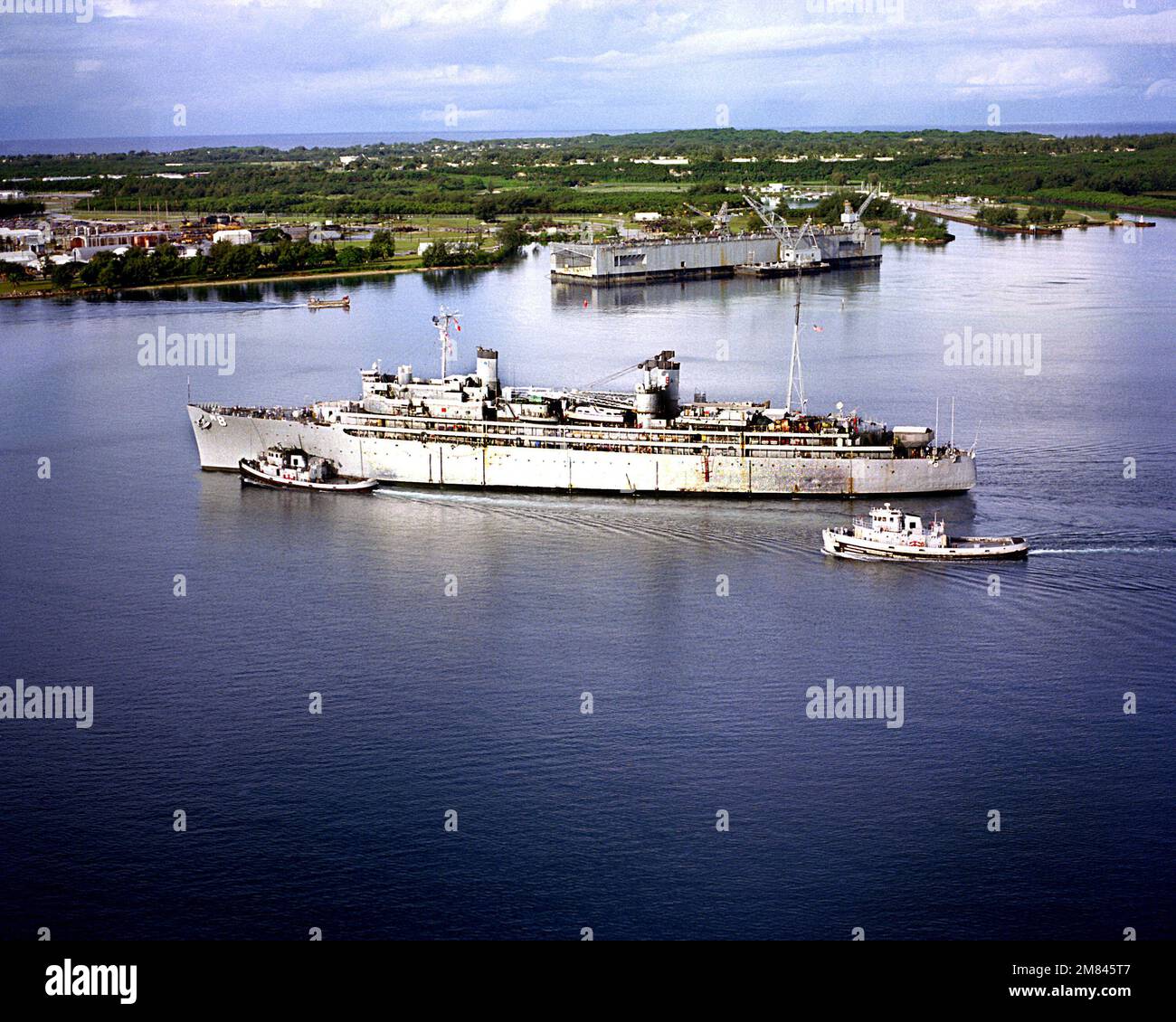 Uss ar hi-res stock photography and images - Alamy