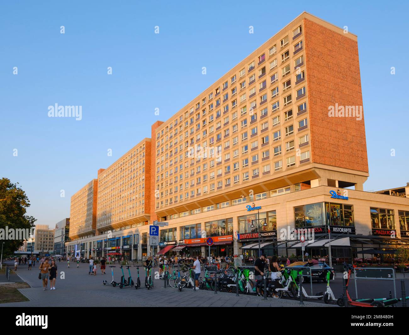 Slab construction at the Alexander place, Berlin Stock Photo - Alamy
