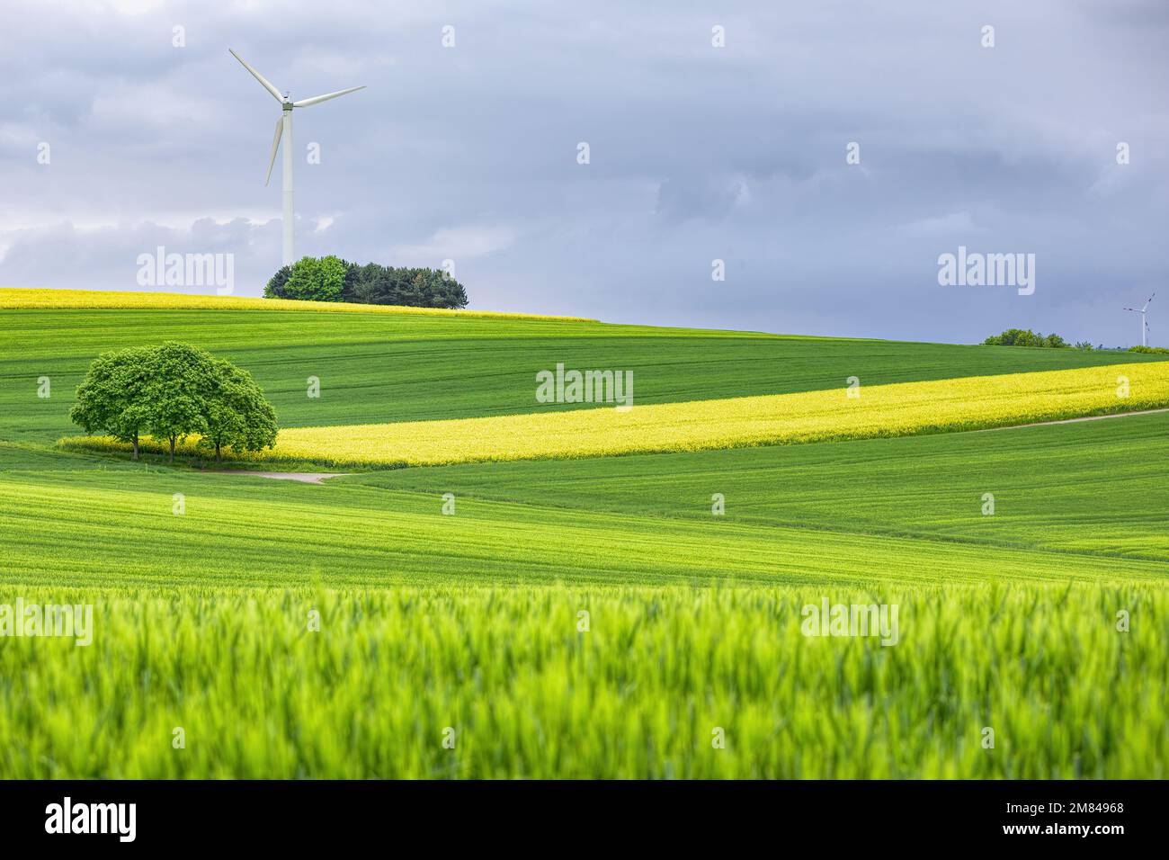 View green field wind turbines hi-res stock photography and images - Alamy
