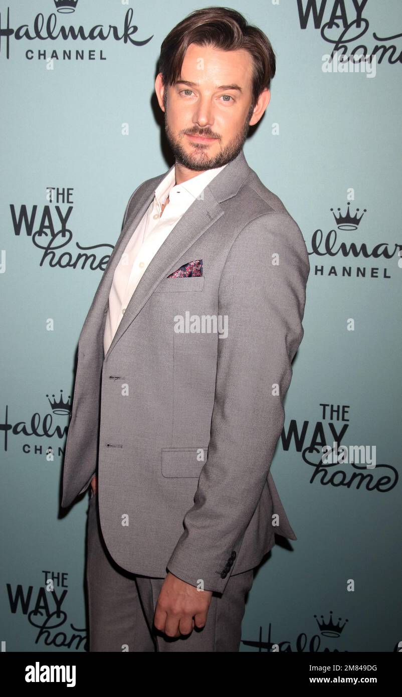 Hallmark Channel New York TV Series Premiere Of 'The Way Home' at the ...