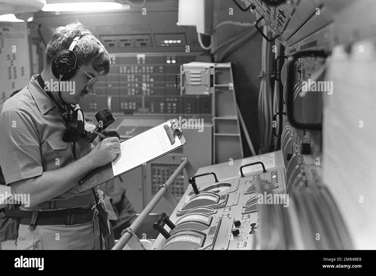 Gas Turbine Systems MASTER CHIEF Michael C. Dunn makes an entry in a ...