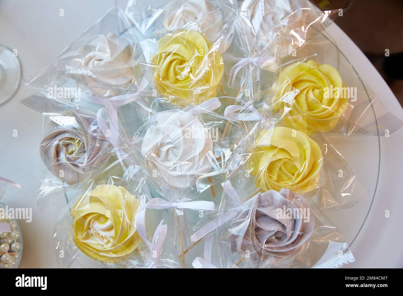 Individual candy packaging hi-res stock photography and images - Alamy