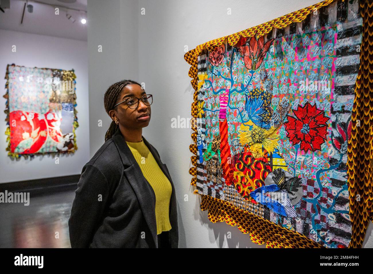 Reflective hands and feet hi-res stock photography and images - Alamy