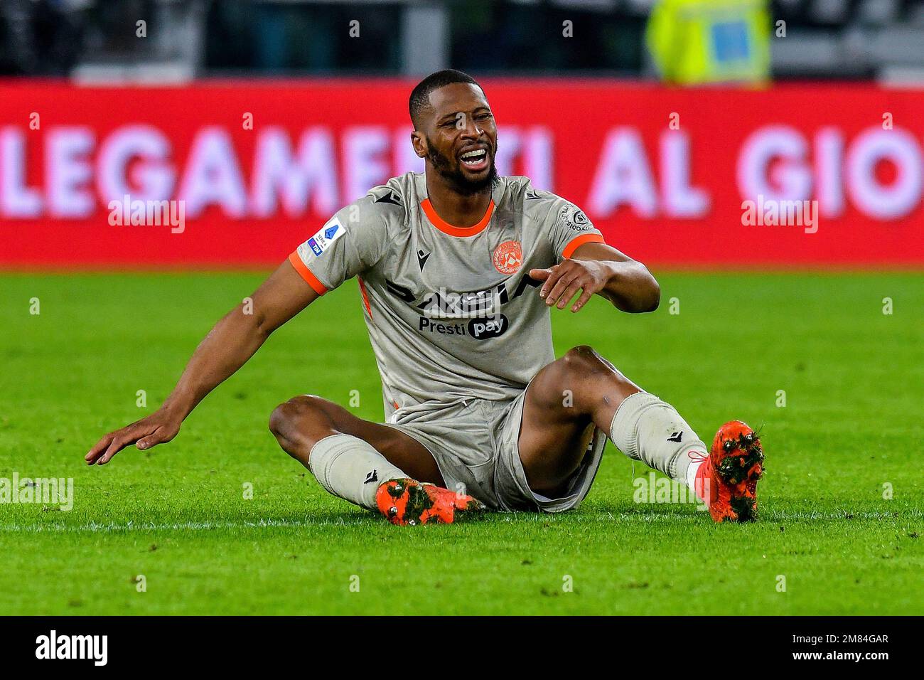 Reacts 2022 2023 hi-res stock photography and images - Alamy