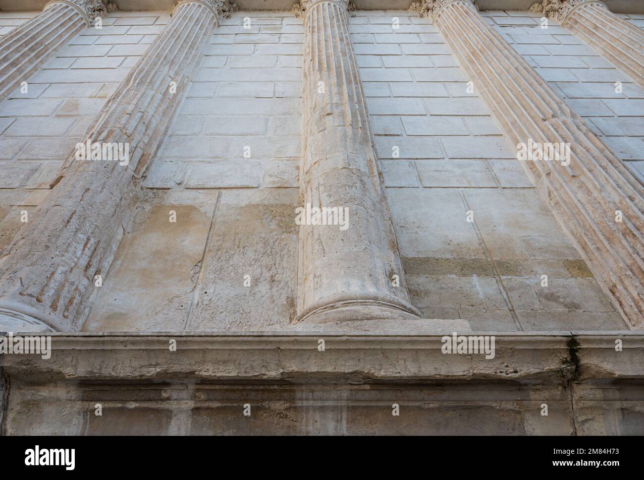 Parralel angle view hi-res stock photography and images - Alamy
