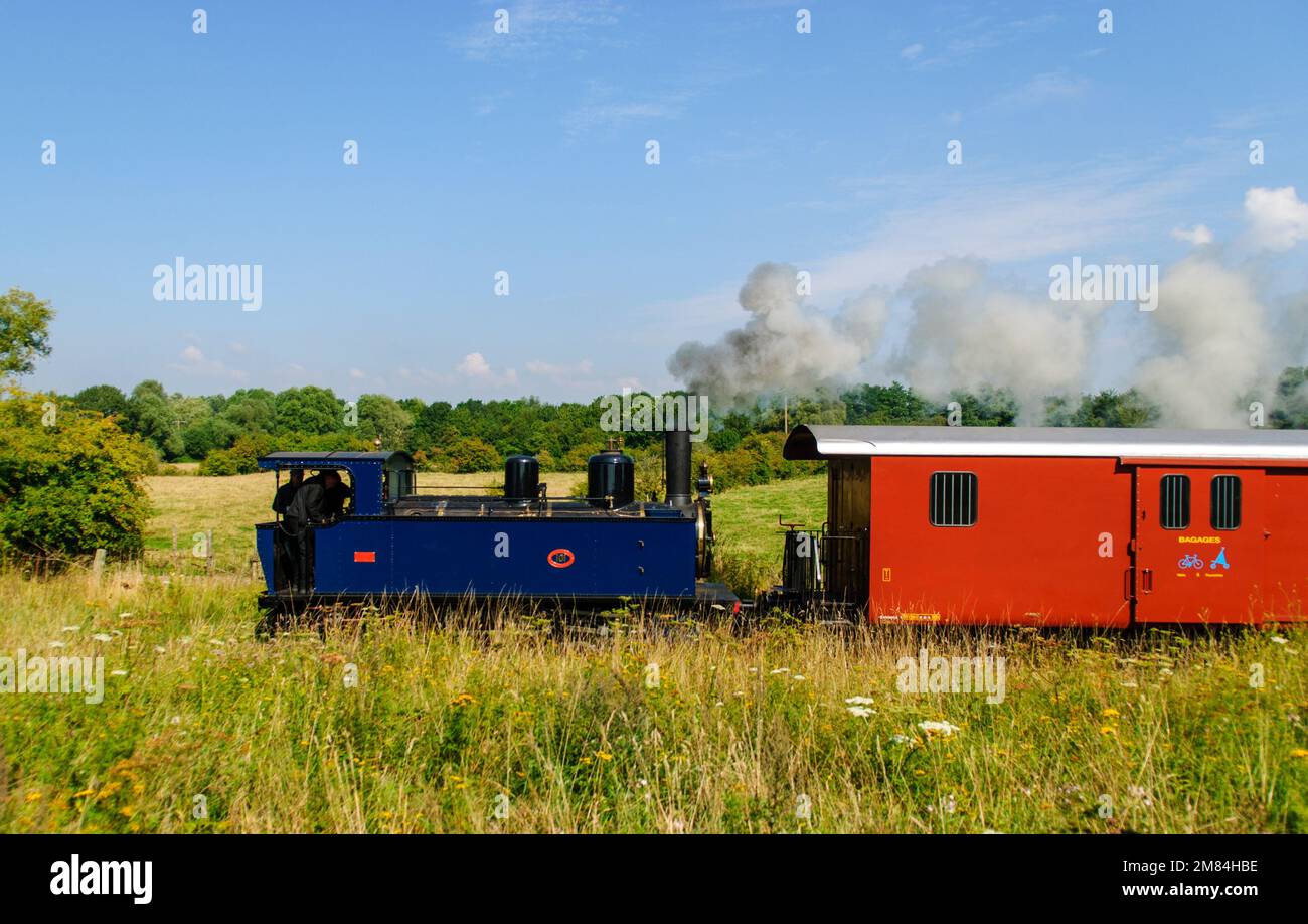 Steam train in somme bay Stock Photo - Alamy